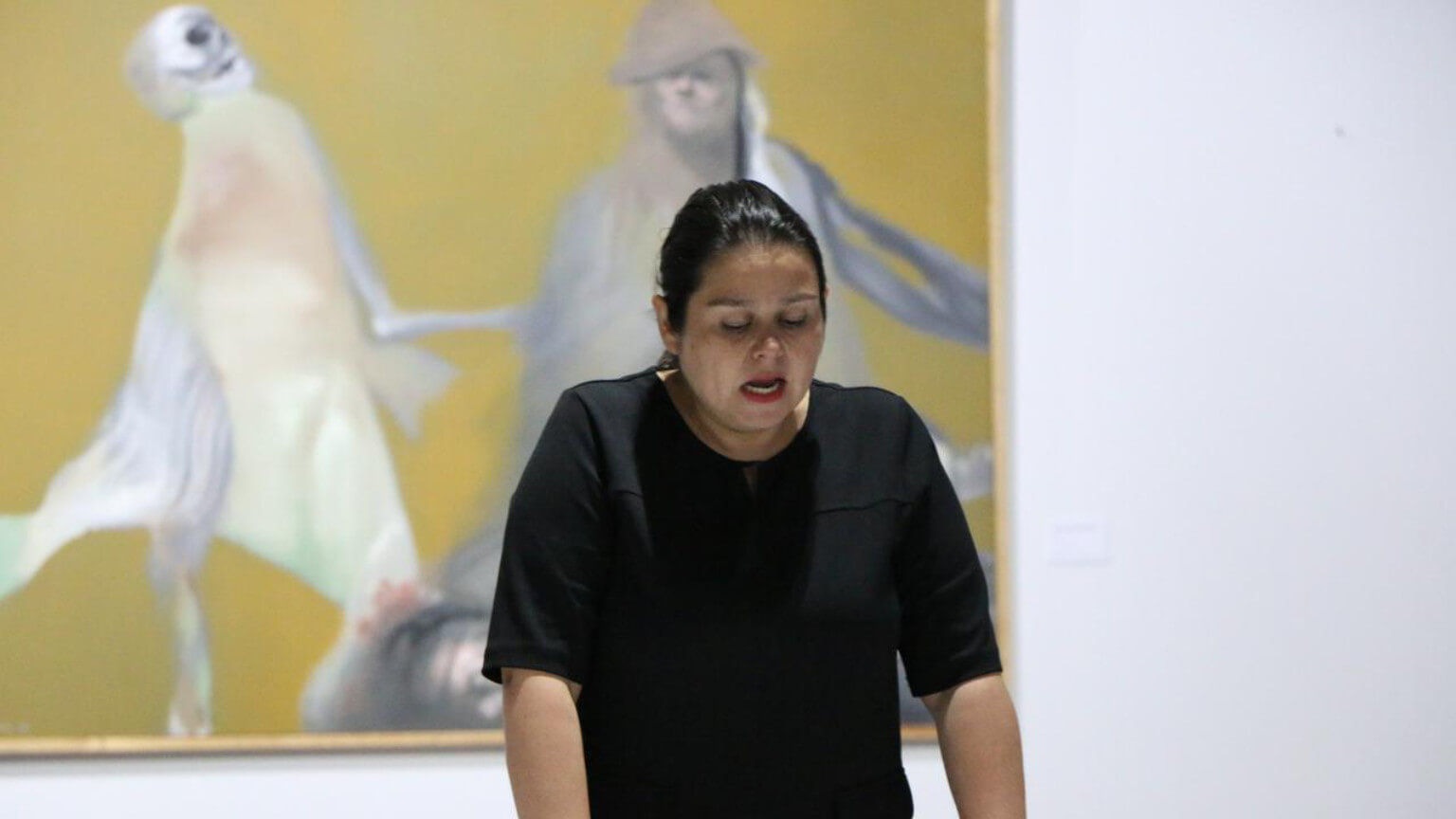 Isis Pérez desarrolla un performance en torno a la exposición "Rafael ...